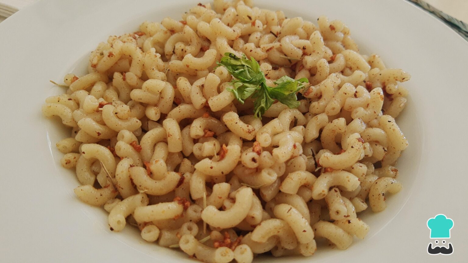 Receta de Sopa de coditos con mantequilla