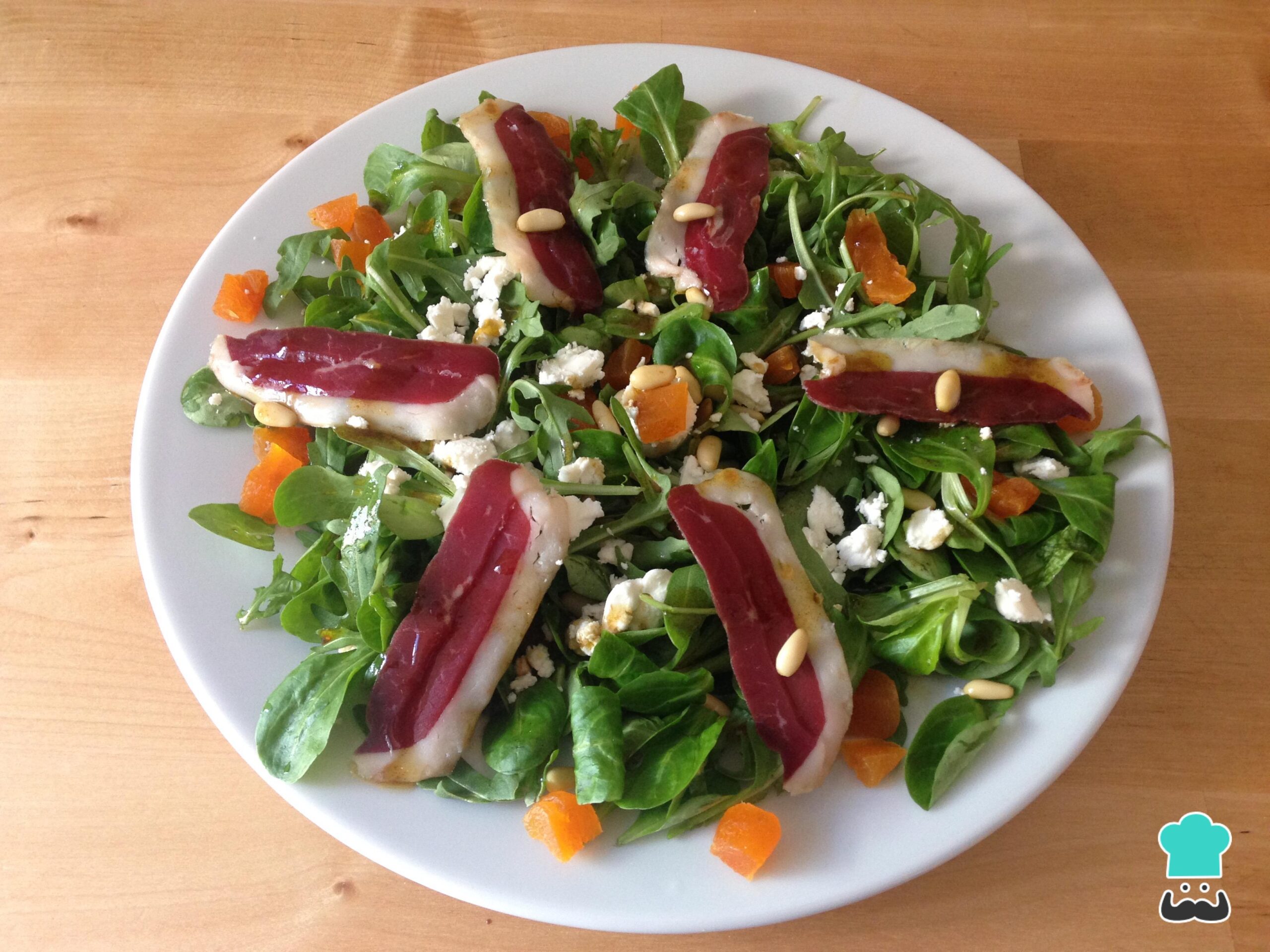 Receta de Ensalada de garbanzos mediterránea